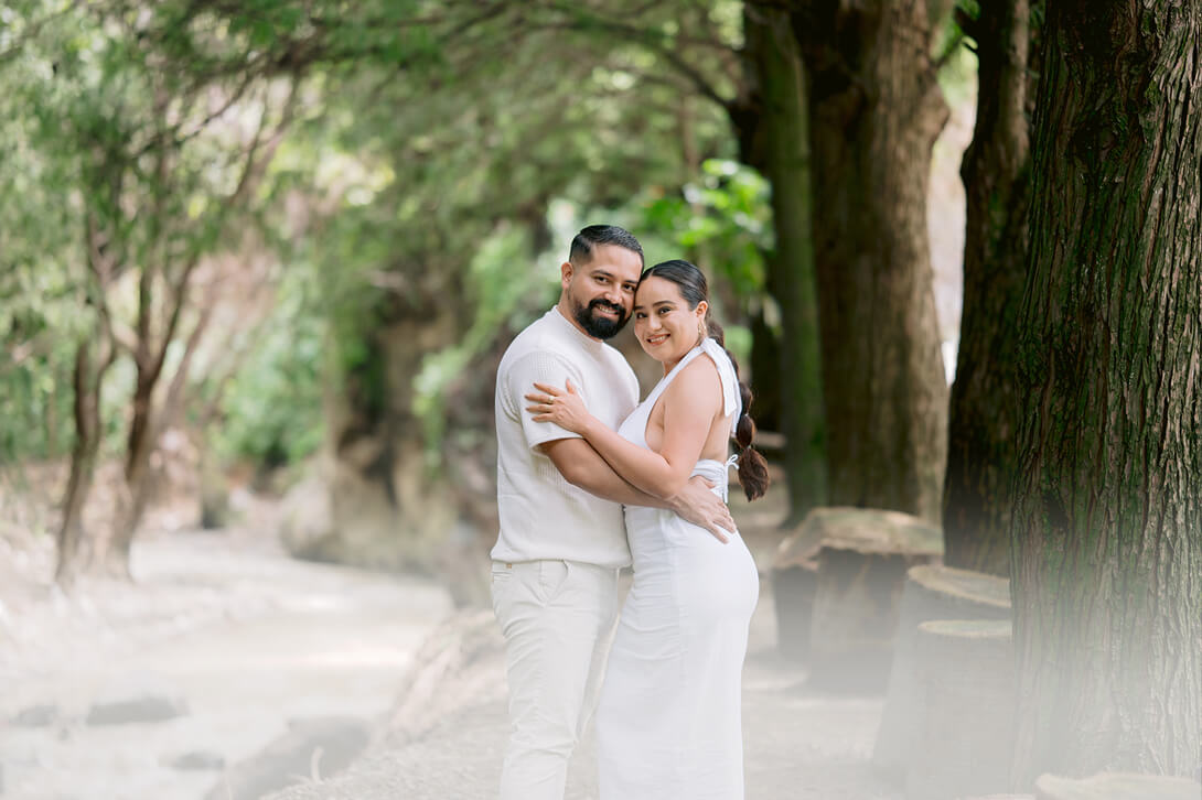 Mariel y Jesús-Manuel Castelán y esposa - Celébrate